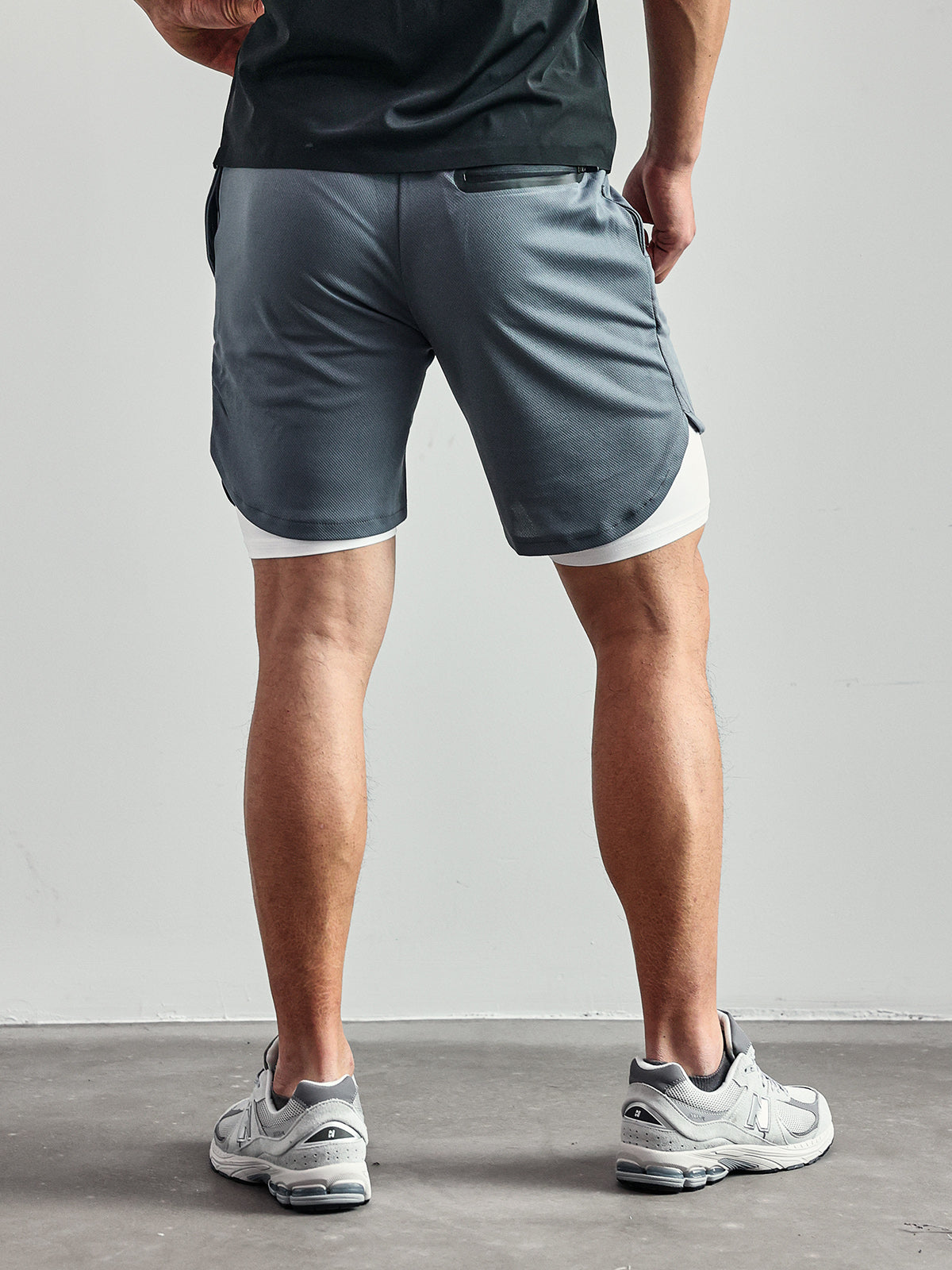 M's 8" Kinetic Pocket Lined 2 in 1 Mesh Short | Ahaselected